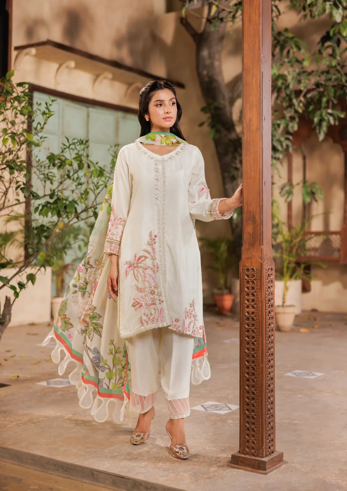 Clothere by Anam Eid Fete'25 D003A-E25 Co-Ord set – Mohsin Saeed Fabrics