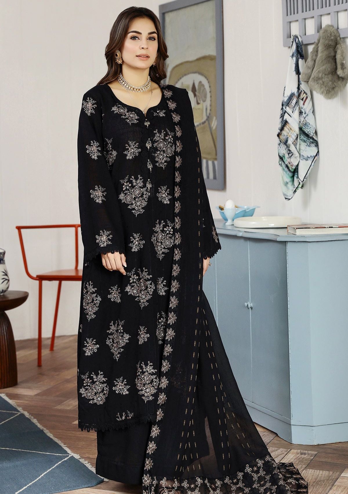 Noor-e-Fajar By Raeesa Apana Karandi'24 KR-119 – Mohsin Saeed Fabrics