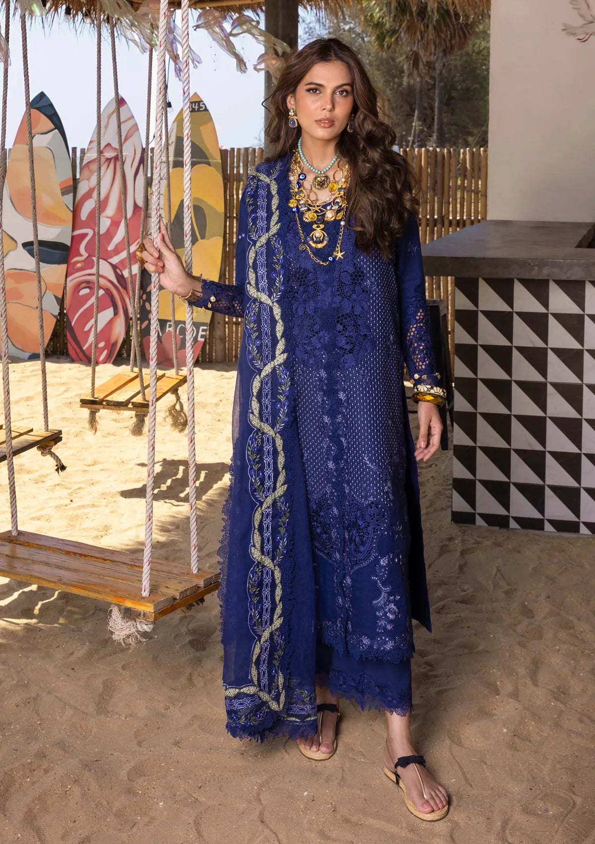 Saira Shakira Lawn'25 LEYLA-B – Mohsin Saeed Fabrics
