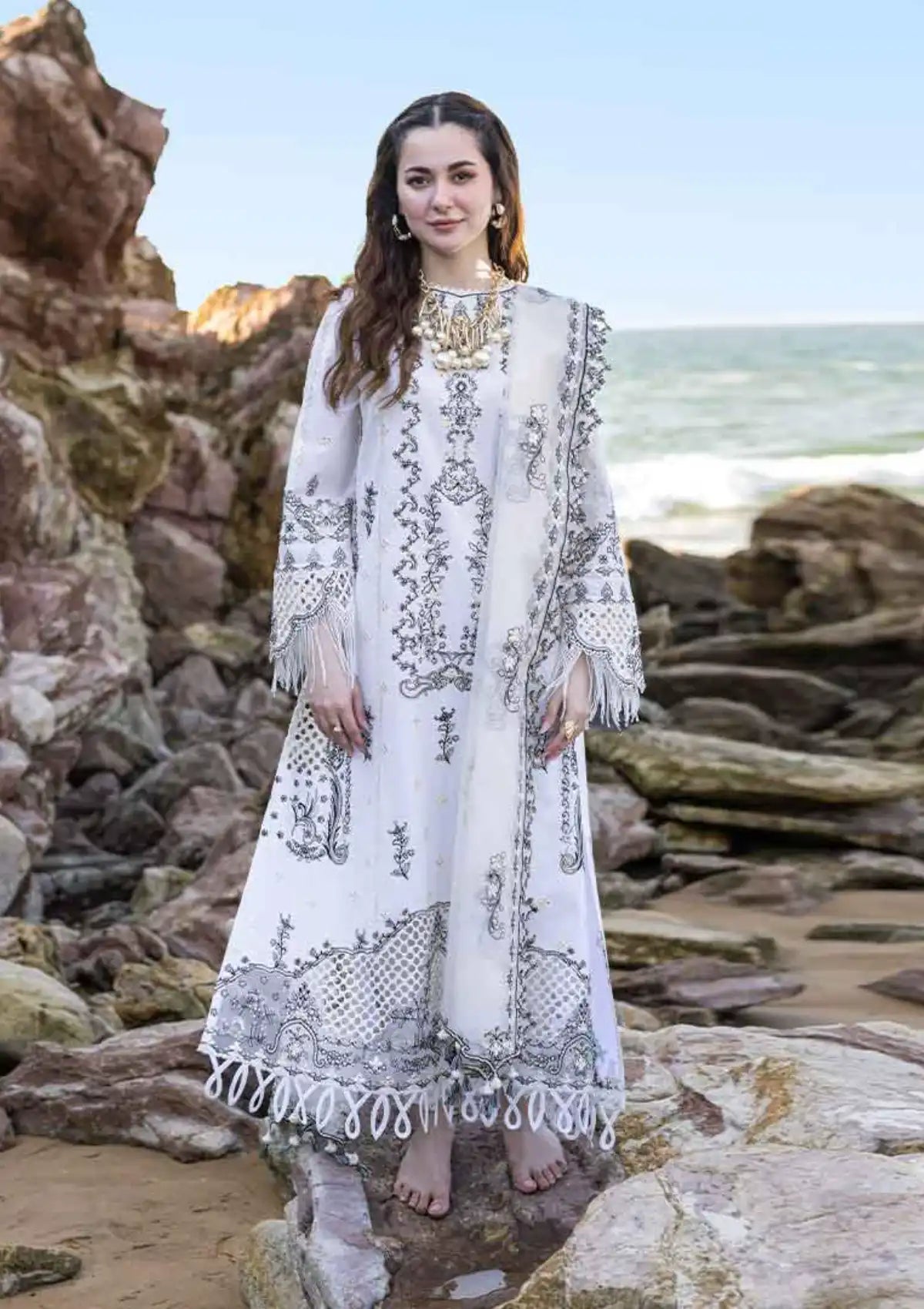 Qalamkar Sahil Kinare Luxury Lawn'24 FP-02 Fiza – Mohsin Saeed Fabrics