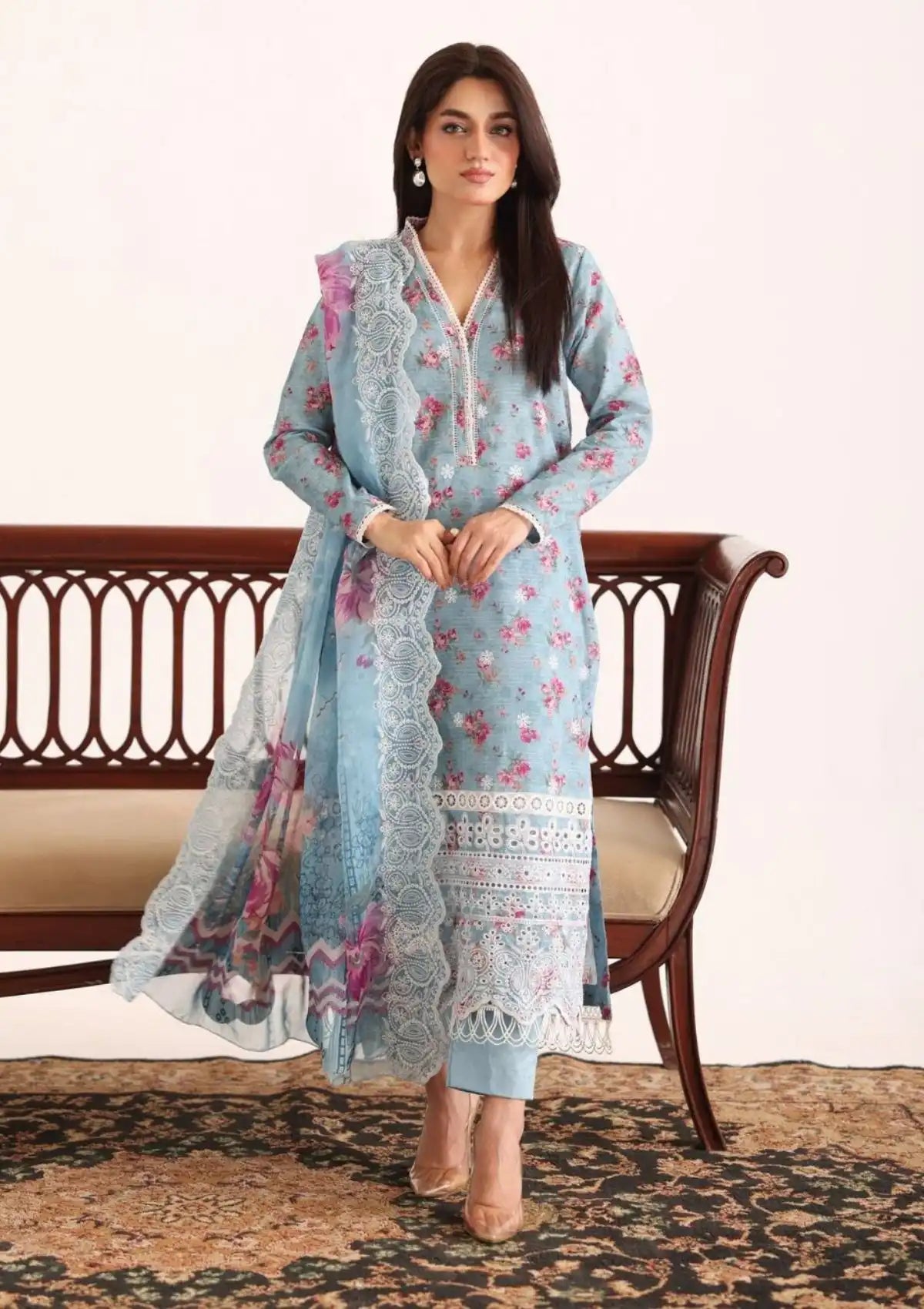 Johra Aniya Chikankari Lawn'25 JH-675 – Mohsin Saeed Fabrics
