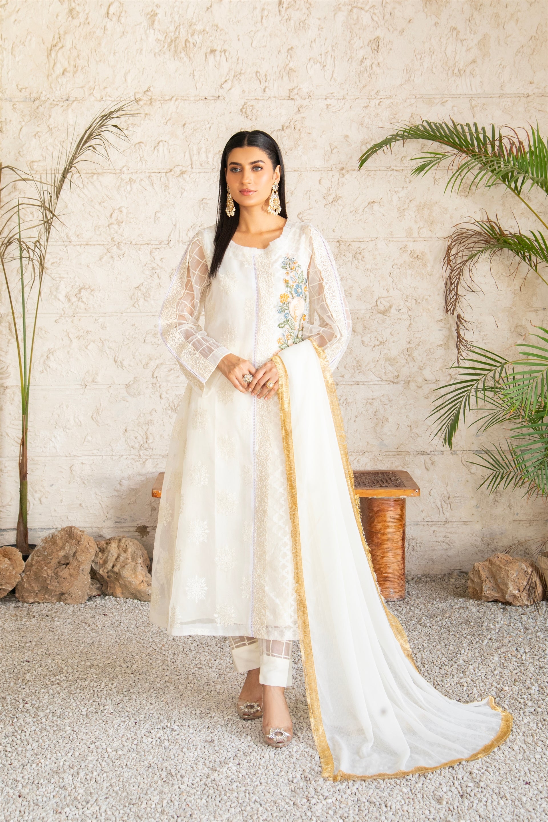 Pret By Mona K-139-OFF WHITE – Mohsin Saeed Fabrics