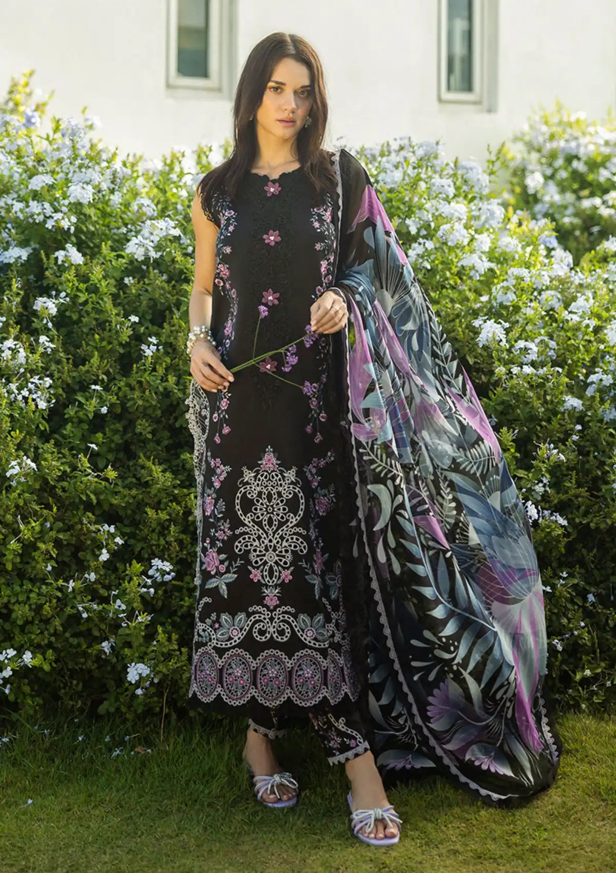 Mushq Secret Garden Hemline'25 D-2B Thorned Grace – Mohsin Saeed Fabrics