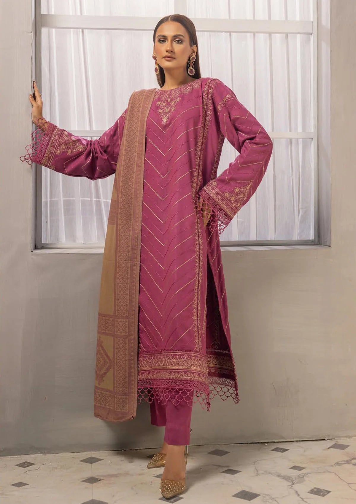 Khoobsurat Aangan Emb Sawati'24 AS-02 – Mohsin Saeed Fabrics