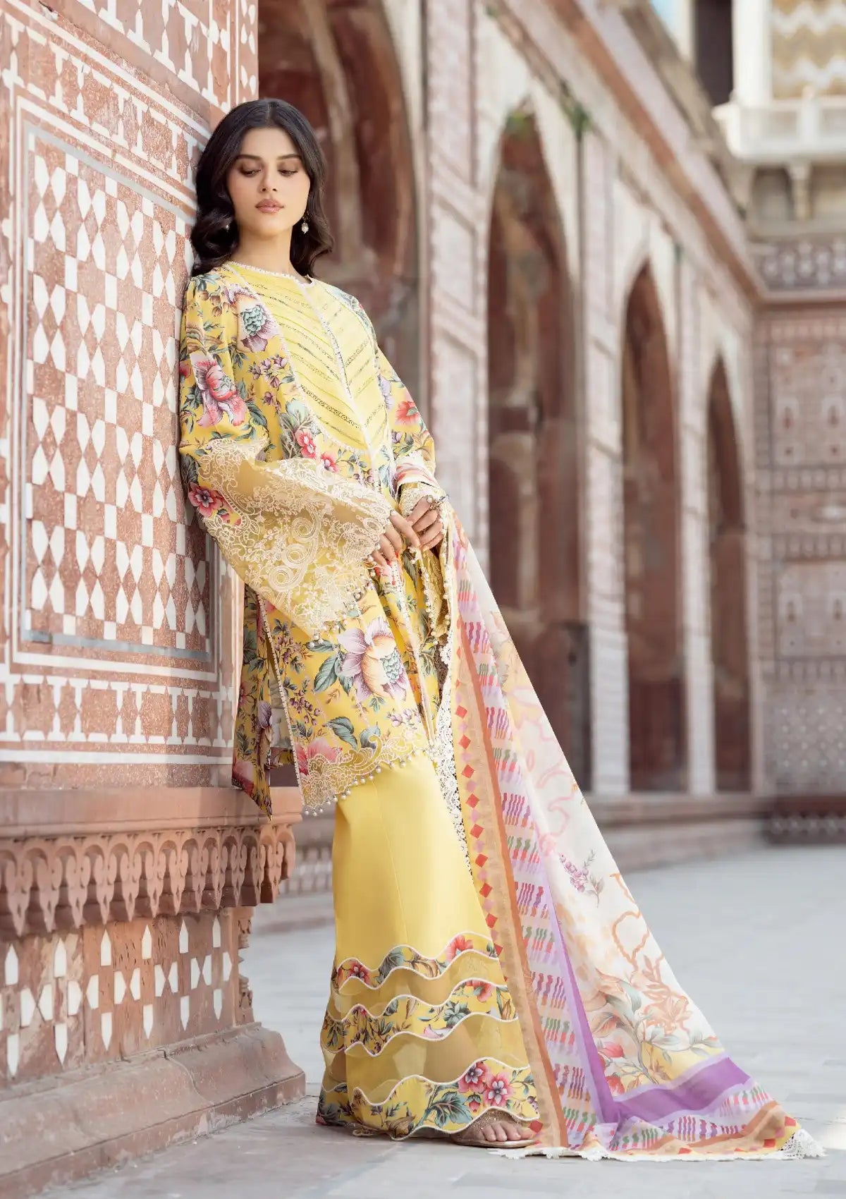 Bin Ilyas Naqash Naaz Summer'25 N-85A – Mohsin Saeed Fabrics