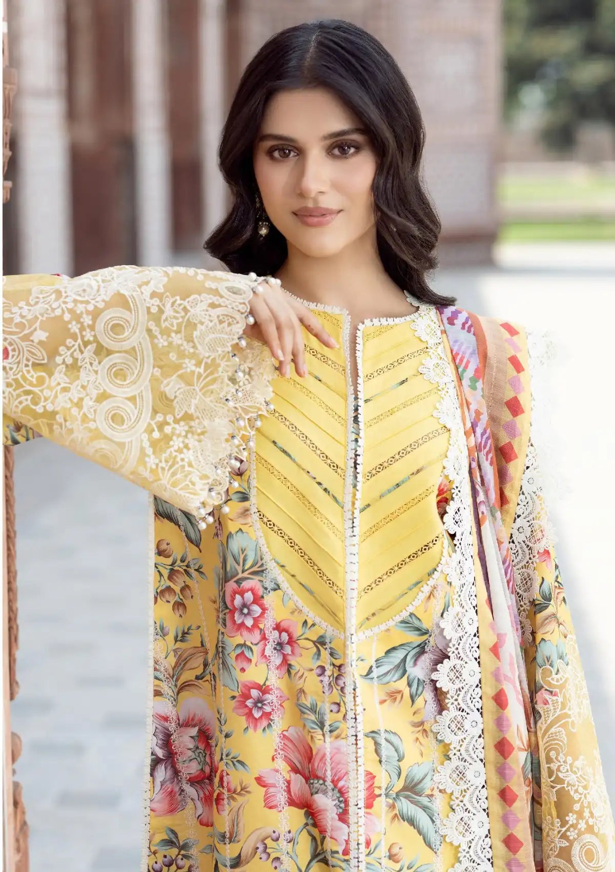 Bin Ilyas Naqash Naaz Summer'25 N-85A – Mohsin Saeed Fabrics