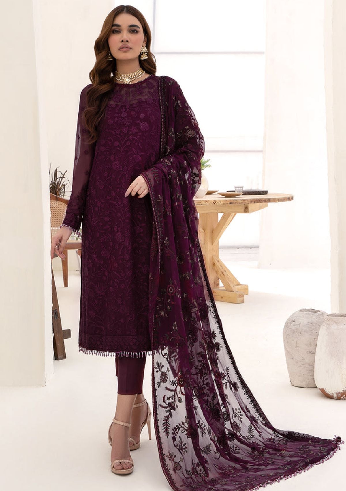 Zarif Nazneen'23 ZN-07 AMELIA – Mohsin Saeed Fabrics