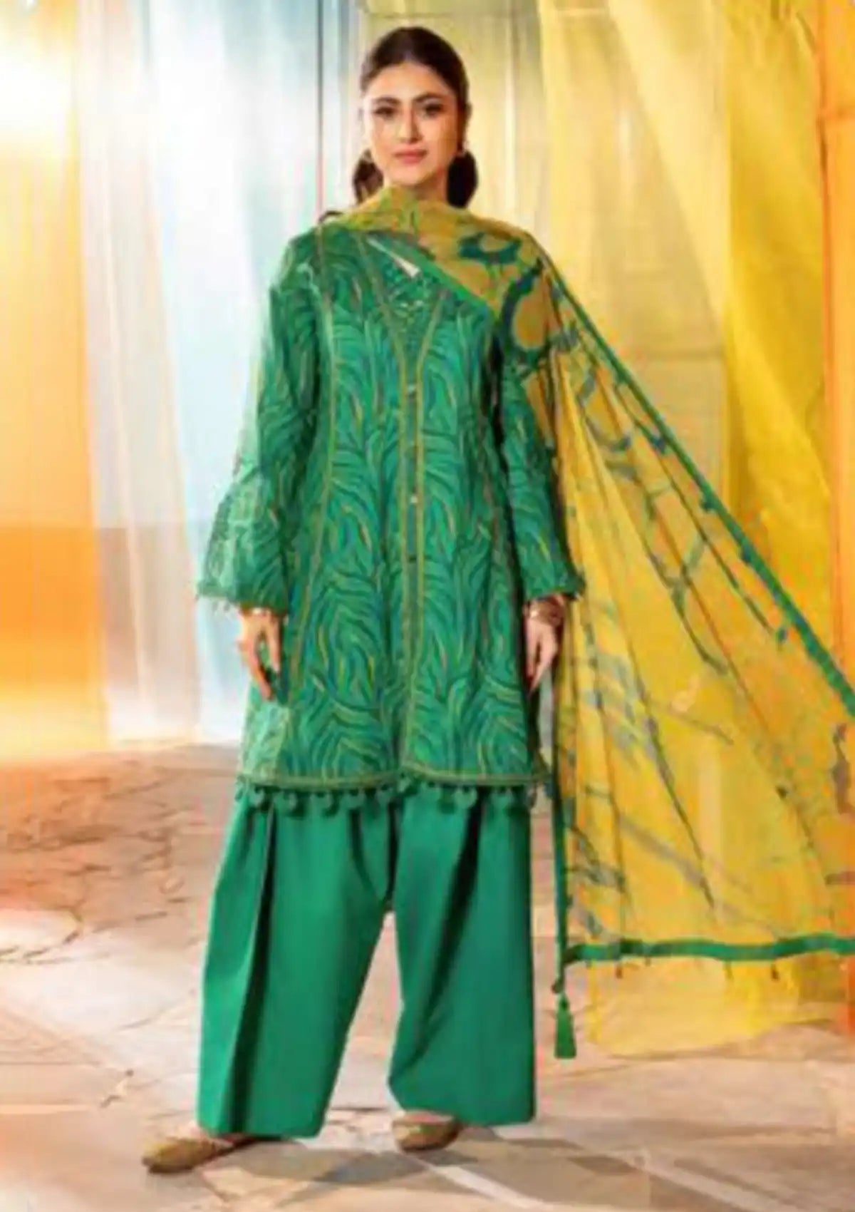 Maria.B M.Basic Lawn'25 Vol-1 D-4A – Mohsin Saeed Fabrics