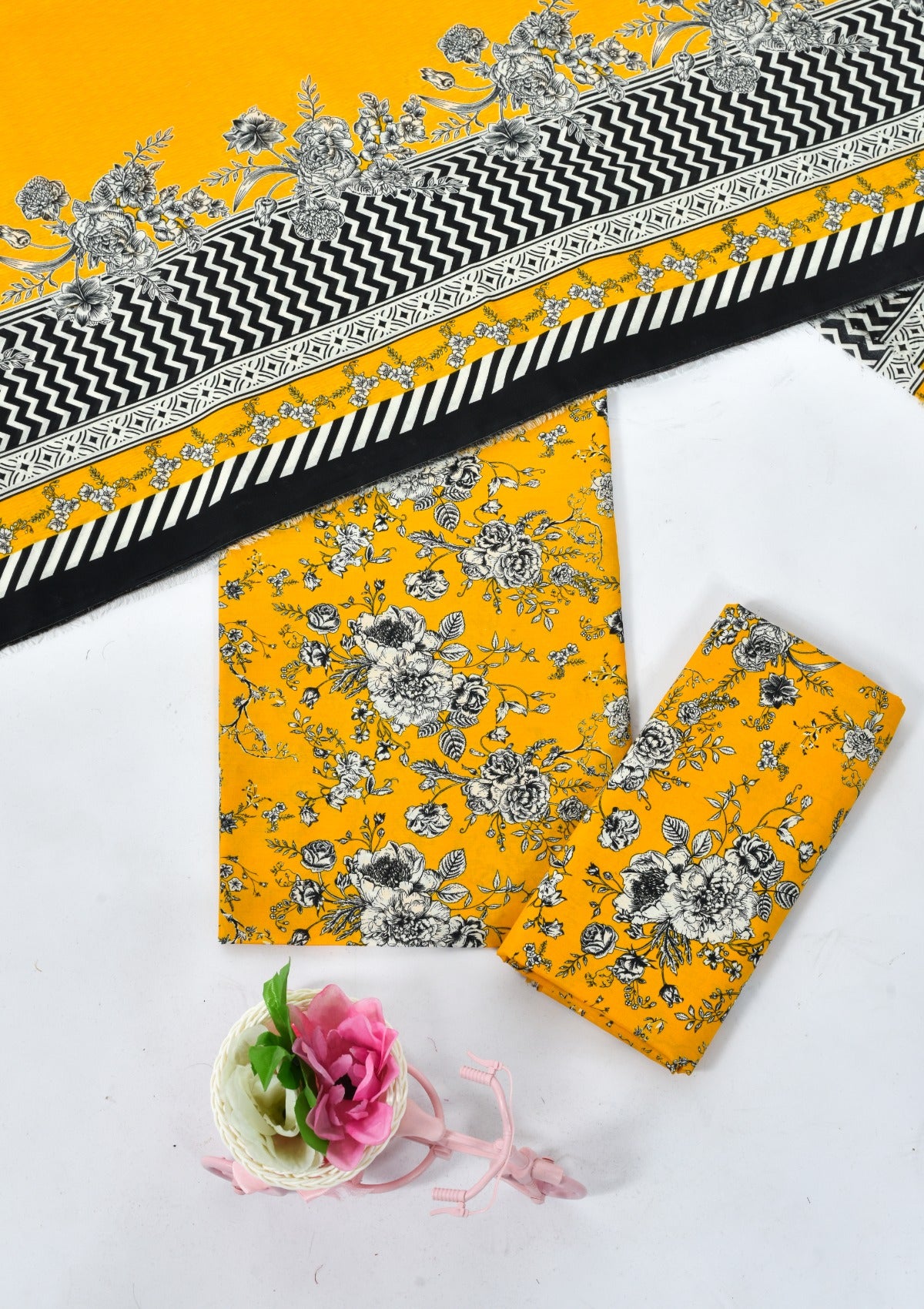 Bin Saeed Printed Lawn'24 BSPT-11 – Mohsin Saeed Fabrics